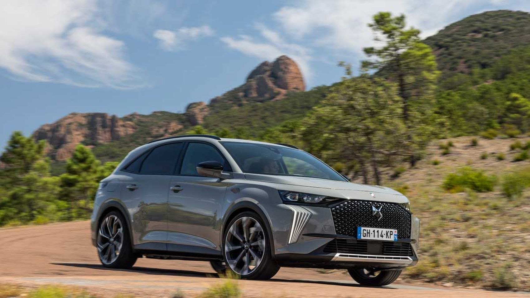 DS 7 (facelift 2022) 1.5 BlueHDi (130 Hp) Automatic